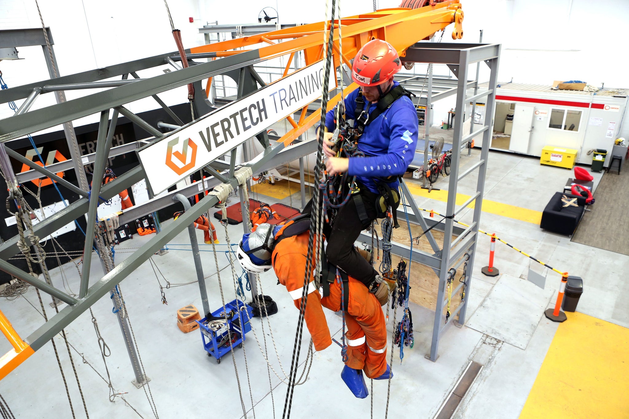 Vertech Group IRATA Rope Access Training – Vertech Group Rope Access ...